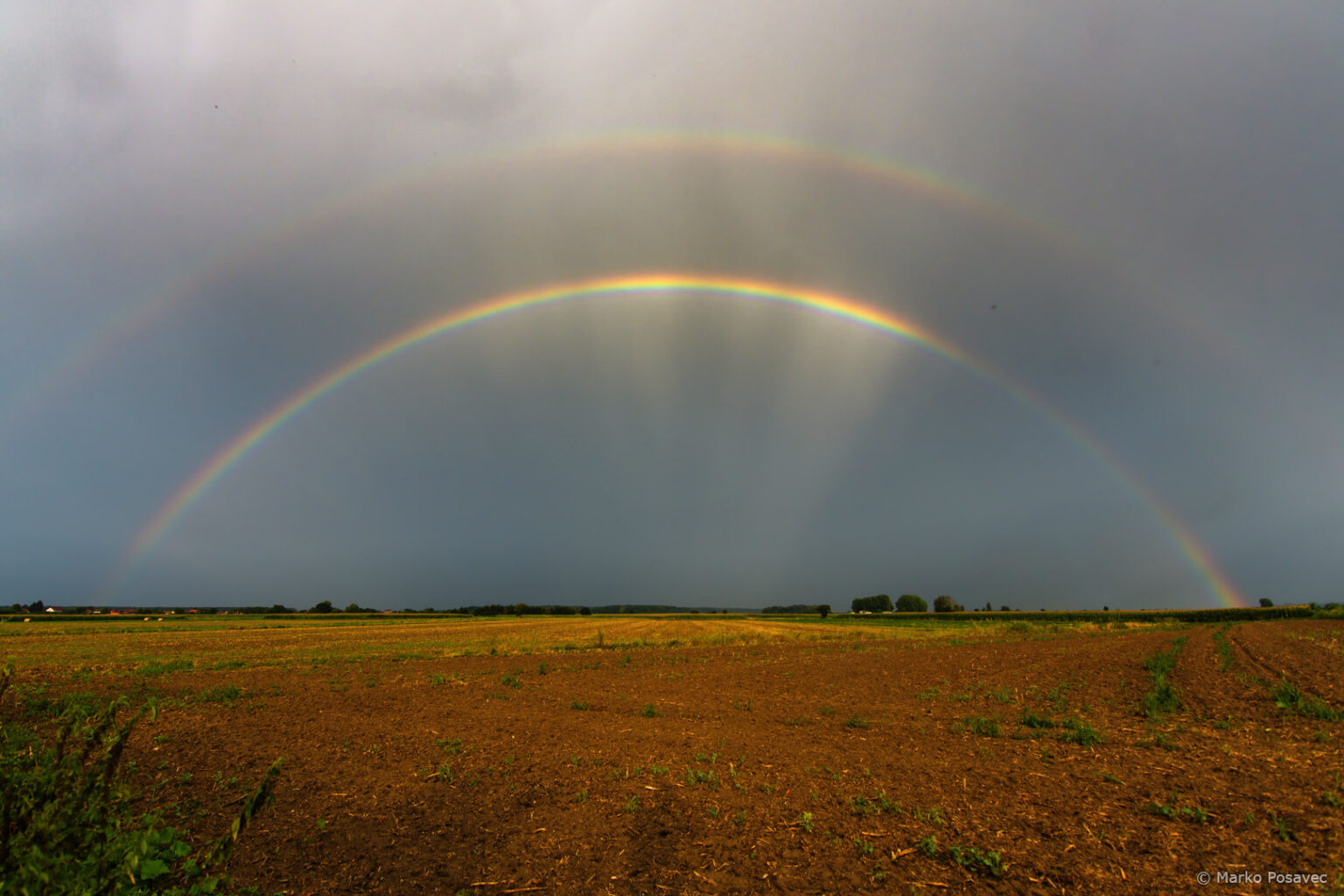 Duga: Gdje sunce ljubi kišu – Nebo i nebeske pojave